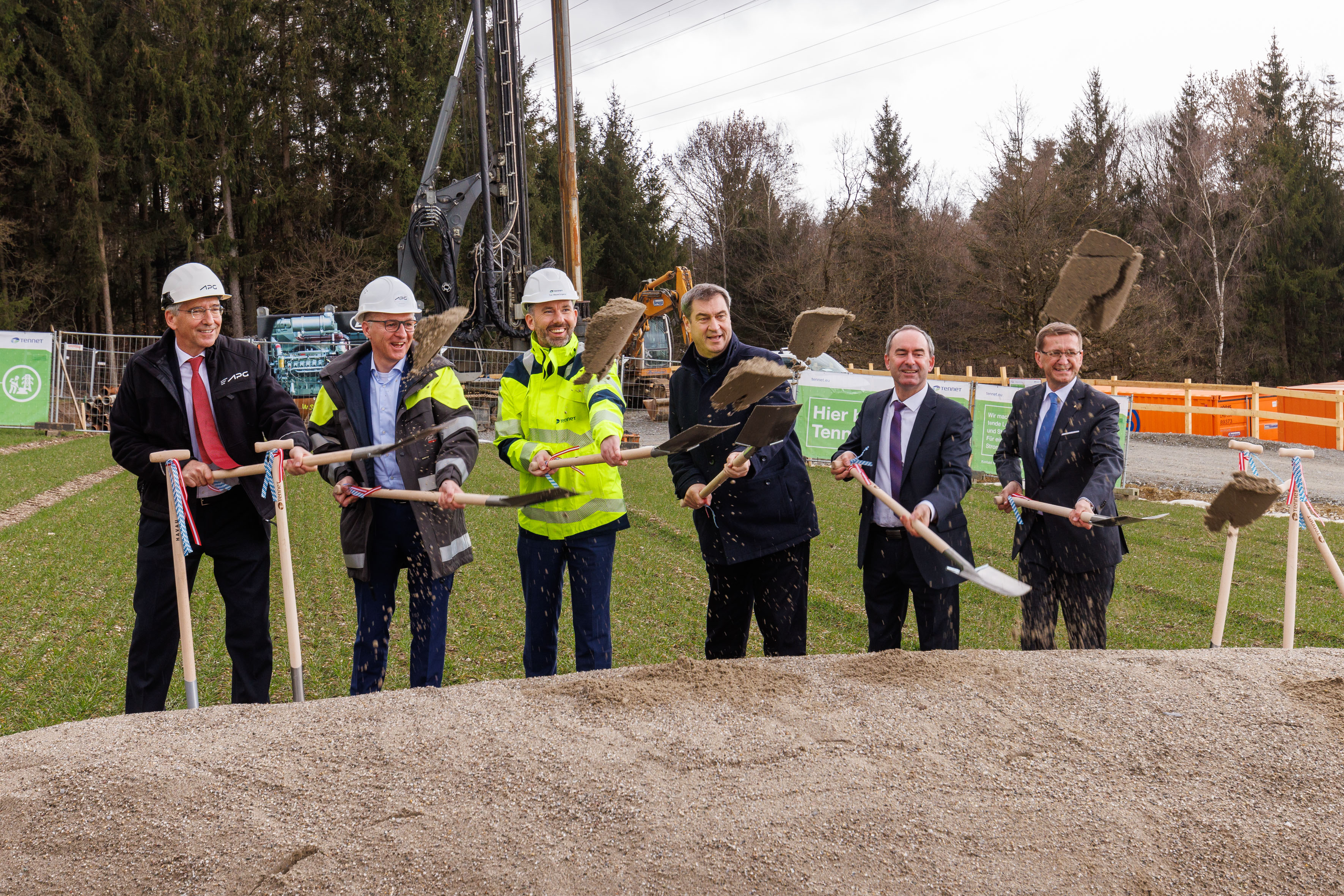 Spatenstich für 380-kV-Deutschlandleitung erfolgt - Österreich braucht ...
